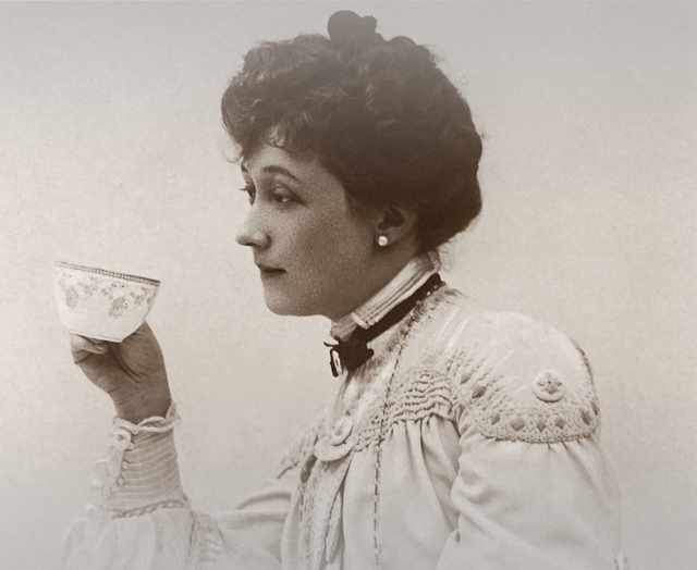 Discover & Learn the History of Tea | Tea People